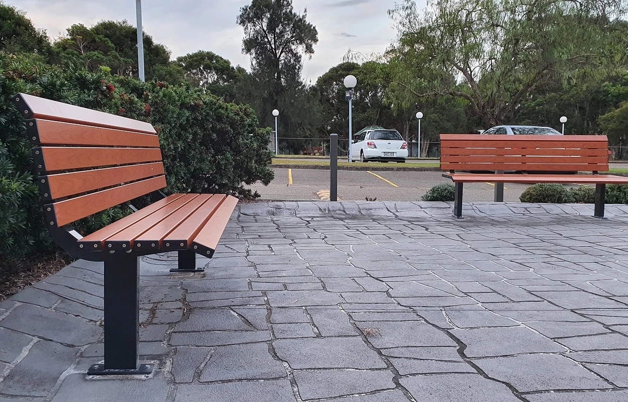 Barcelona DDA Seat with Armrests - Astra Street Furniture