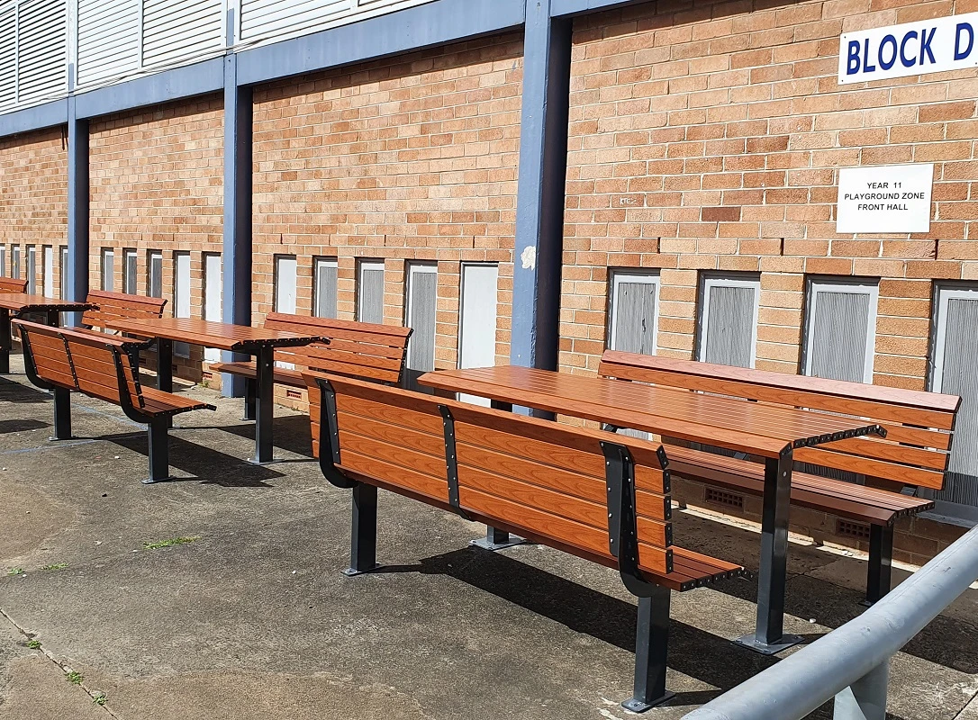 Barcelona DDA Setting with Seats - Astra Street Furniture