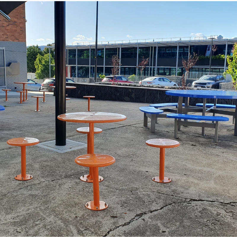 Orbit 5-Piece Picnic Setting - Base Plate