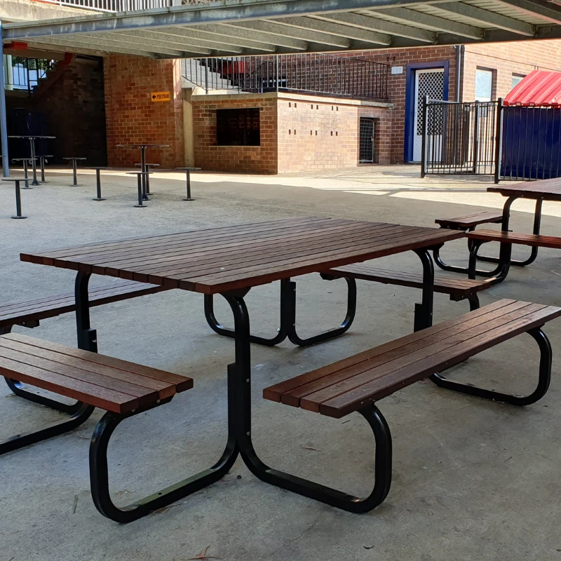 Liverpool Setting (4-Sided Rectangular) - Astra Street Furniture