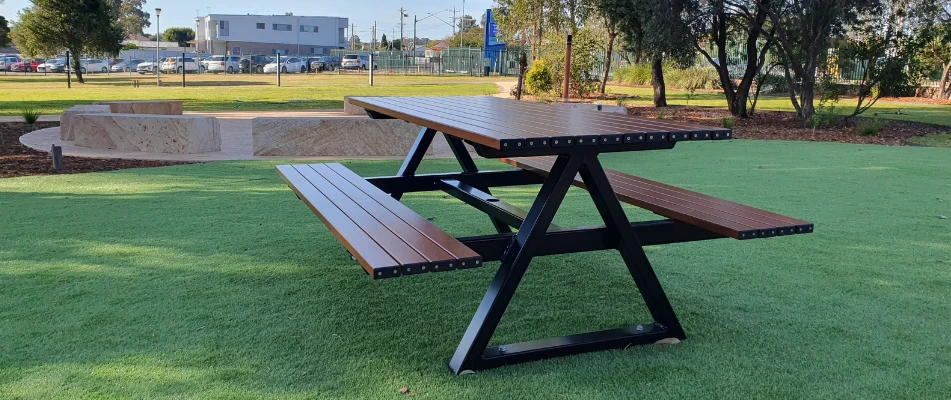 Projects :: Projects :: Project - Doonside Technology High School
